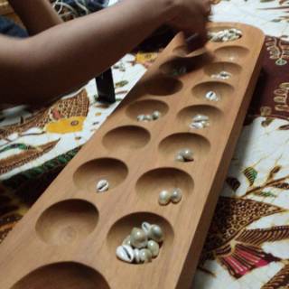 Jual congklak/dakon kayu permainan tradisional | Shopee Indonesia