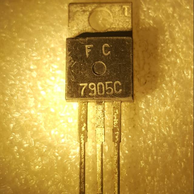 Jual IC7905 7905 IC Regulator 5V Original bagus | Shopee Indonesia