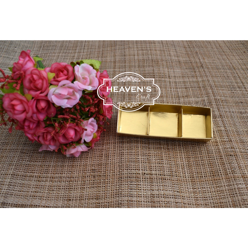 Jual Box mika coklat/praline isi 3 gold | Shopee Indonesia
