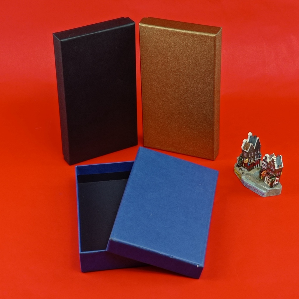 Jual BOX HAMPER - HARDBOX - KOTAK KADO - ukuran 20 cm x 11 cm x 3 cm ...