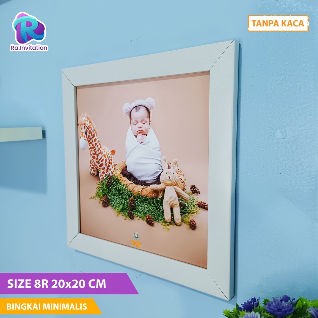 Jual CETAK FOTO BINGKAI FOTO MINIMALIS 8R 20X20CM | Shopee Indonesia
