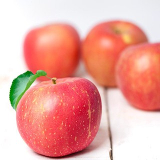 Jual Apel Fuji Blush -/+ 900gr | Shopee Indonesia