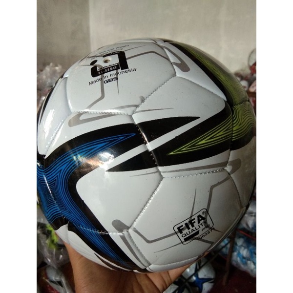Jual Bola sepak size 5/bola jahit mesin/bola murah realpict | Shopee ...
