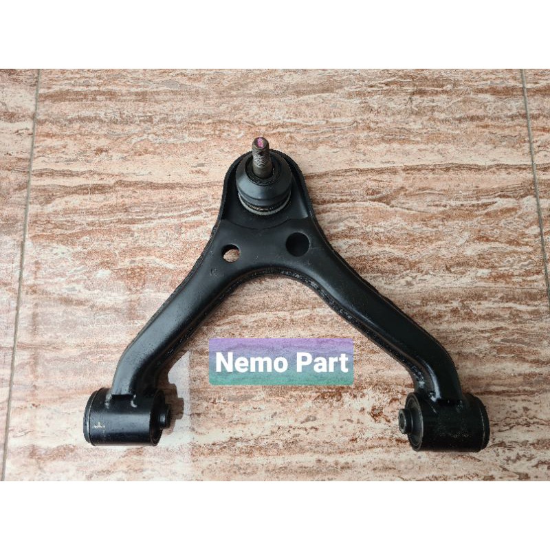 Jual Lower Arm Ball Joint Assy Sayap Atas Toyota Innova Inova Lama Or ...
