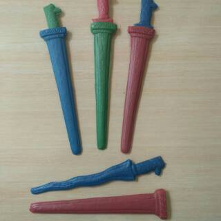 Jual Mainan jadul Keris mini Anak Edukasi / Mainan pedang Plastik Murah ...