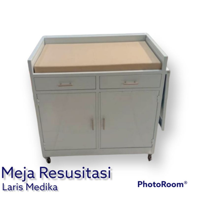 Jual Meja Resusitasi Bayi (Baby Table) / Meja perawatan bayi | Shopee ...