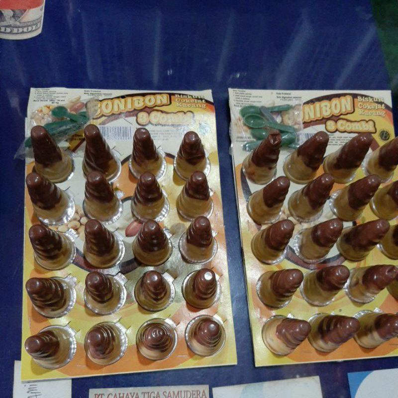 Jual MAKANAN JADUL BONIBON COMBI / BISKUIT COKLAT KACANG | Shopee Indonesia