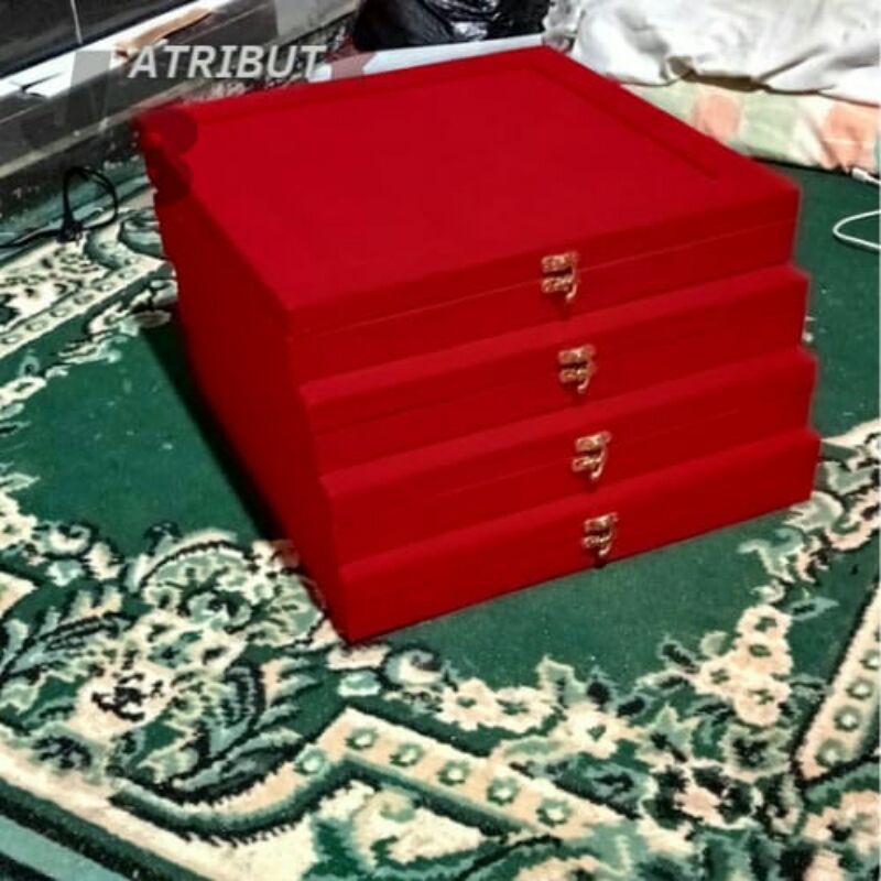 Jual box kotak pangkat polisi ukuran 35x35 bludru polosan tanpa ucapan ...