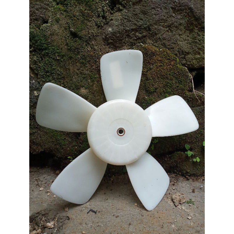 Jual kipas radiator TIMOR / KIA CARNIVAL | Shopee Indonesia