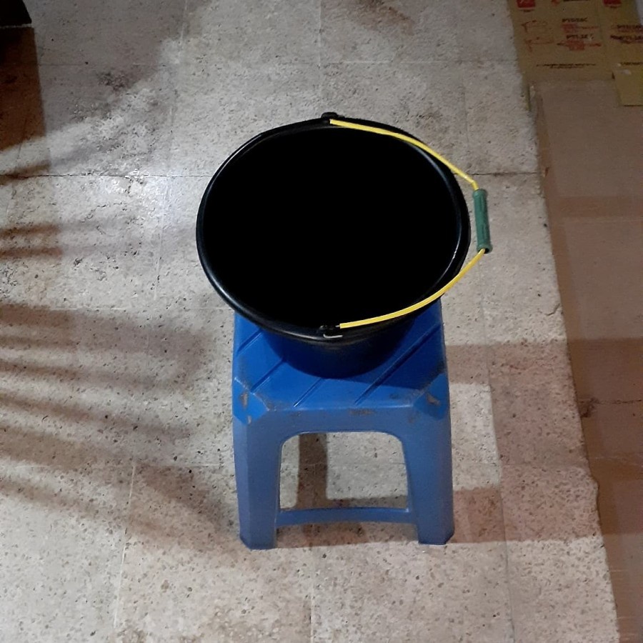 Jual Ember 18 Liter Hitam Murah / Ember Cor 18 L / Ember 18Liter ...