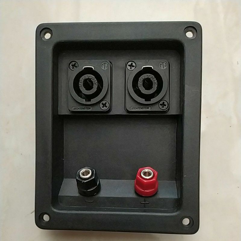 Jual terminal kotak lengkap dengan spikon. ukuran 12,2cm x 10,6cm ...