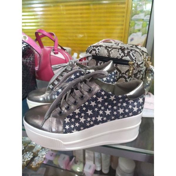 Jual sepatu Gosh original | Shopee Indonesia
