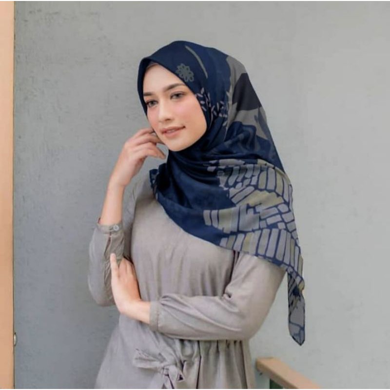 Jual SALE HIJAB / NISYA NAVY / COD / KERUDUNG VOAL MOTIF / SEGI EMPAT VOAL / JILBAB TERBARU ...
