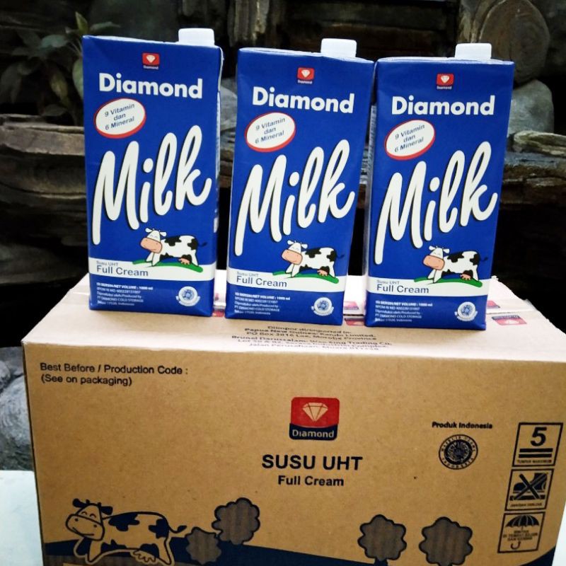 Jual Susu Diamond UHT 1 liter Rasa Plain Full Cream Harga Distributor 1 Dus (12 pcs) | Shopee ...