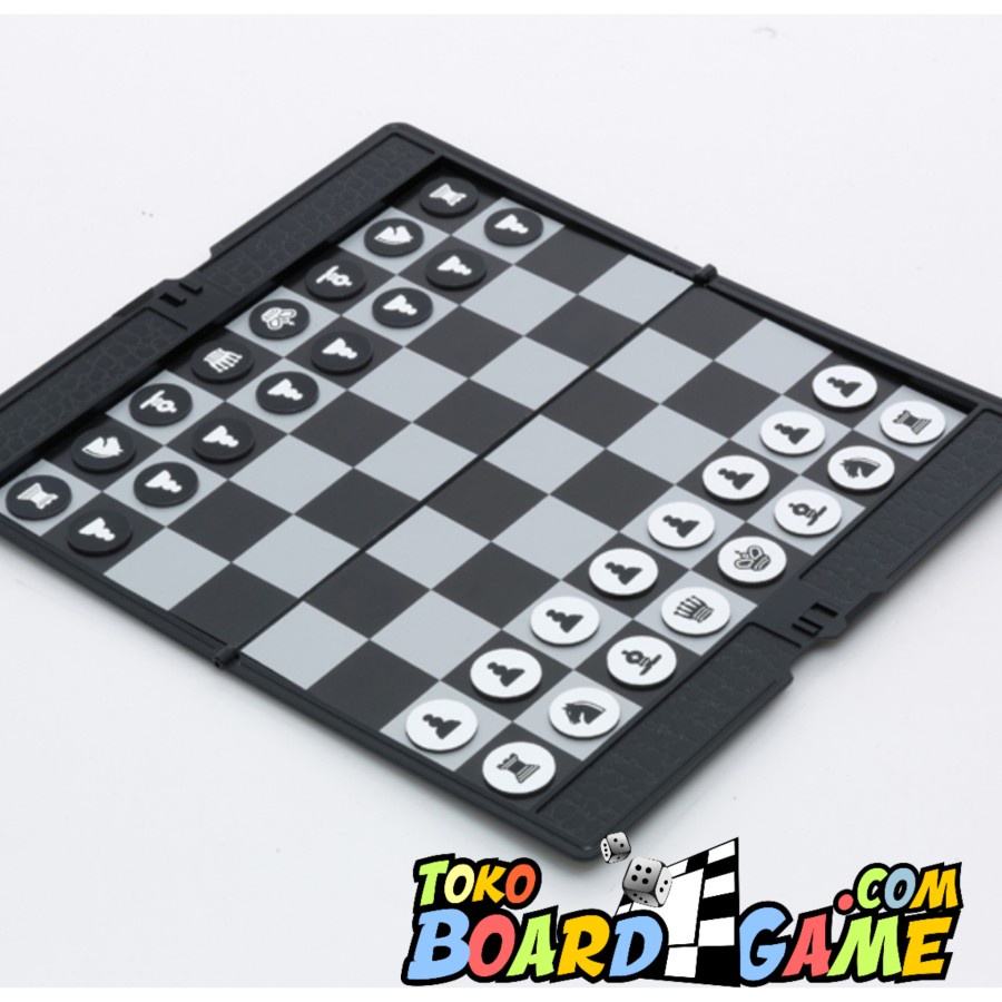 Jual Mini Magnetic Chess - Papan Catur Mini - Travel - Portable Wallet ...
