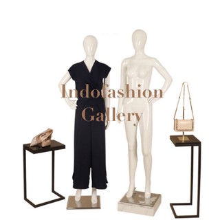 Jual Manekin/Patung Wanita Full Body Fiberglass Alien | Shopee Indonesia