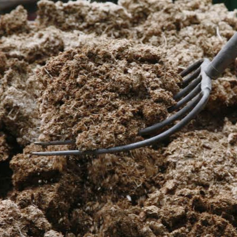 Jual Pupuk Kandang Pupuk Organik Kohe Sapi siap pakai | Shopee Indonesia