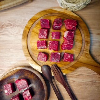 Jual DAGING SAPI RAWON KOTAK 500 GRAM - 1 KG / DAGING SAPI POTONG SEMUR ...