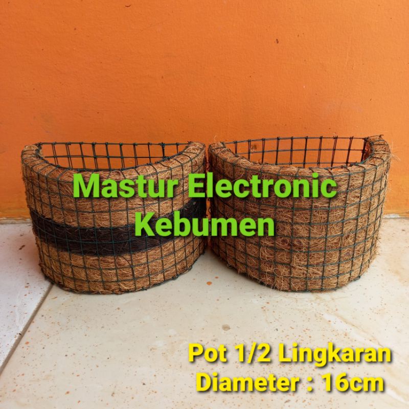 Jual POT BUNGA ANGGREK SETENGAH LINGKARAN KECIL DINDING SERABUT KELAPA ...