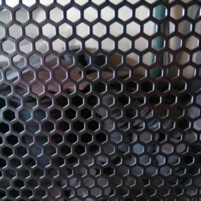Jual Plat Lubang Besi Perforated Hexagonal Ukuran 50cm x 50cm | Shopee ...