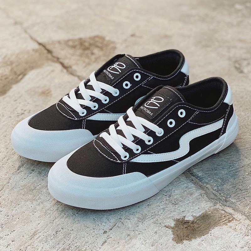 Jual Patrobas NEW Ivan Low Black White Original Made in Indonesia Size ...
