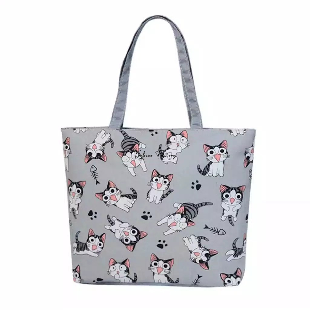 Jual TOTE BAG MOTIF CUTTY MODE HESTER X KOOKIEE FACTORY Indonesia ...