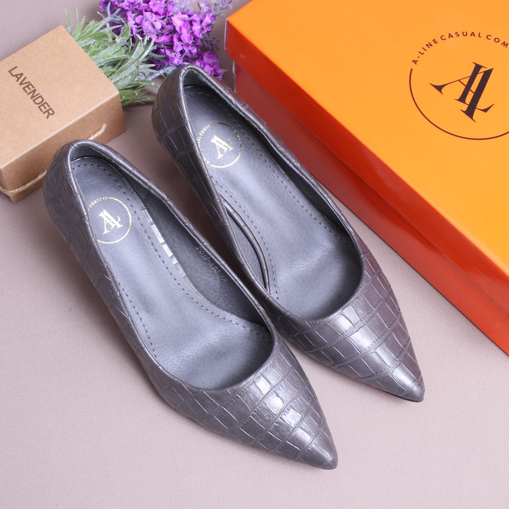 Jual SEPATU HAK PUMP HEELS WANITA A-LINE (2019-A50) (7 WARNA) | Shopee ...
