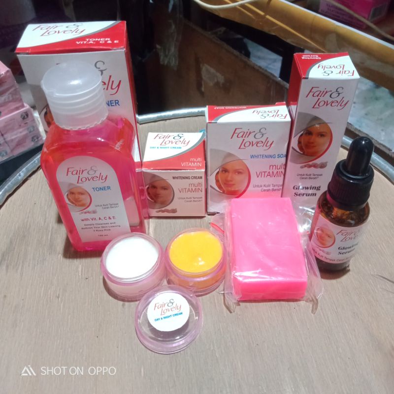 Jual PAKET CREAM FAIR LOVELY SUSUN ORIGINAL 5IN1 ( CREAM FAIR LOVELY ...
