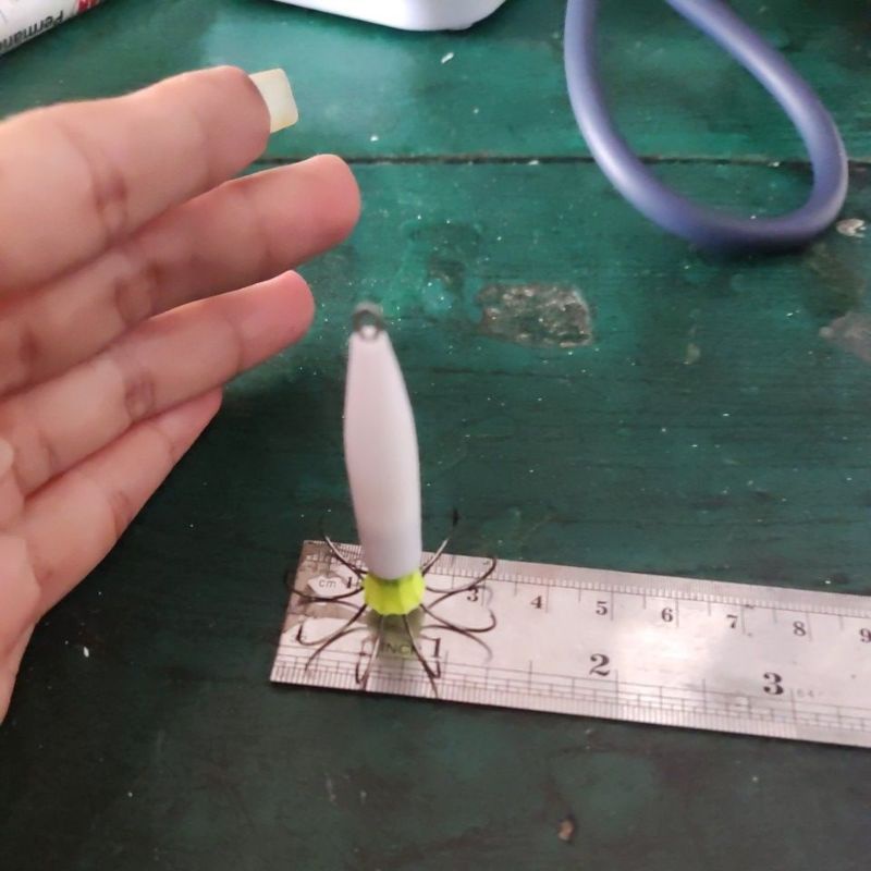 Jual umpan cumi tiplon / telpon mata udang 6cm ( fosfor) | Shopee Indonesia