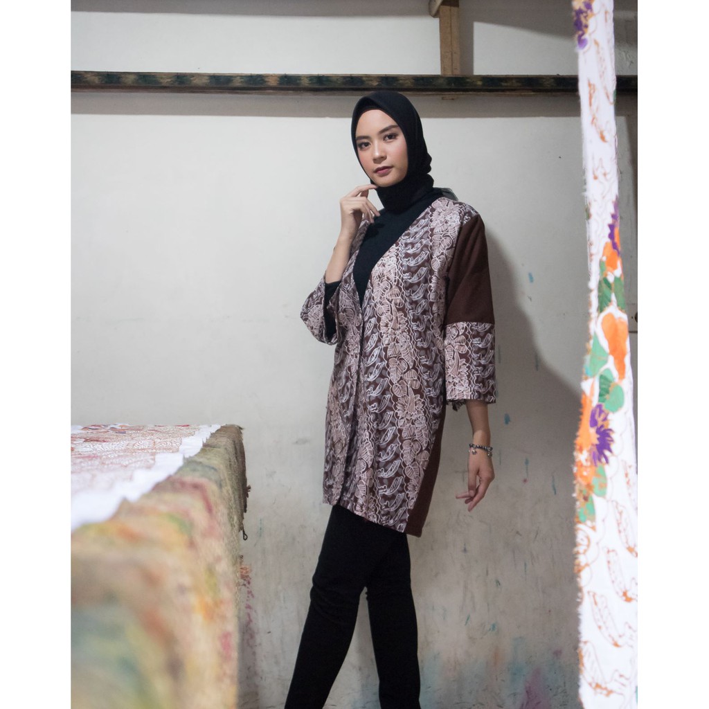 Jual Outer Batik Bogor Motif Tilu Sauyunan - Handayani Geulis Batik ...
