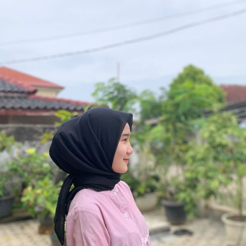 Jual Hijab Paris Katun (Varisha, Az-zahara, Red Rose) | Shopee Indonesia