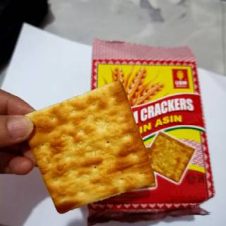 Jual CREAM CRACKERS GABIN ASIN / Biskuit / Biscuit Malaysia / Roti ...