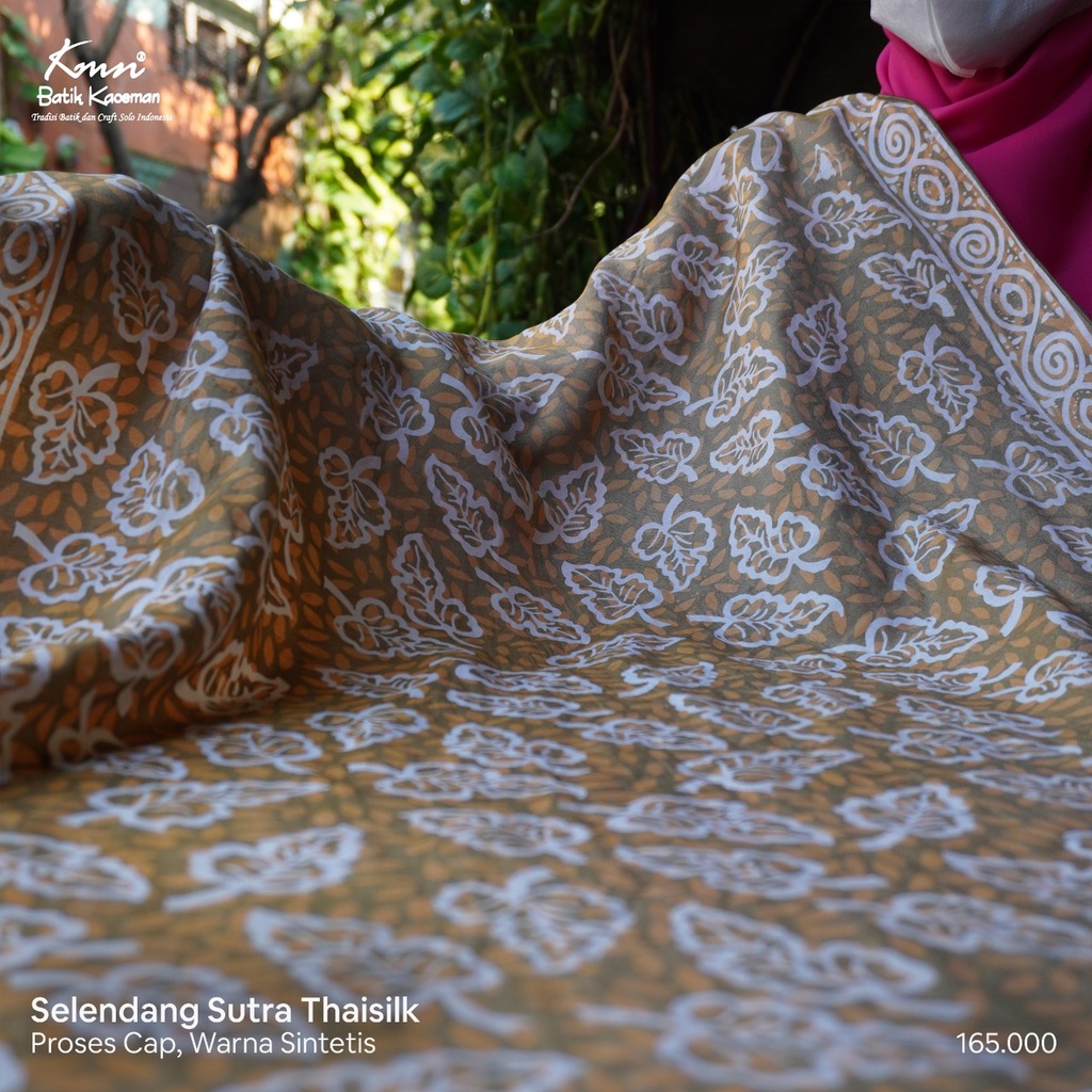 Jual Batik Kaoeman Selendang Batik Sutra Thaisilk | Shopee Indonesia