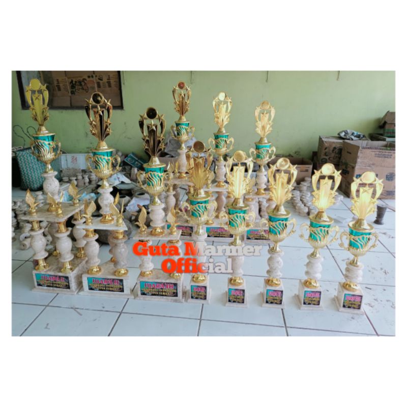 Jual Satu Set Piala Kejuaraan 1-8 | Shopee Indonesia
