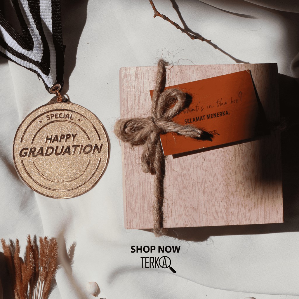 Jual Happy Graduation Medali // Medali Wisuda // Hadiah untuk Wisuda ...