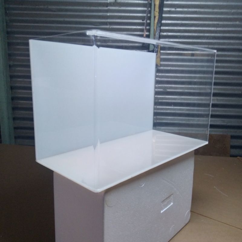Jual AQUARIUM AKRILIK / AQUARIUM CUSTOM 50CM X 28CM X 30CM | Shopee ...