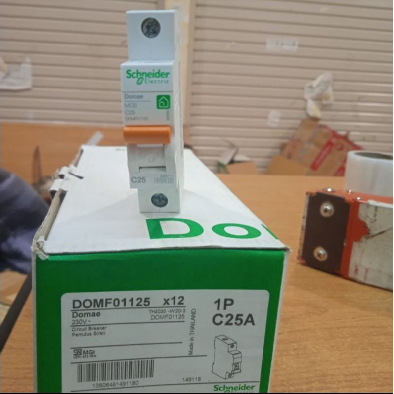 Jual mcb Schneider 1p 25A domae original | Shopee Indonesia