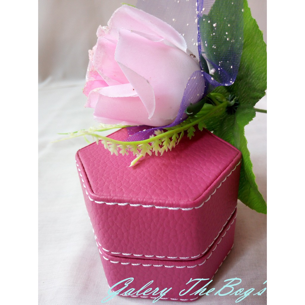 Jual Box Cincin Isi 1 Warna Pink Tua | Shopee Indonesia