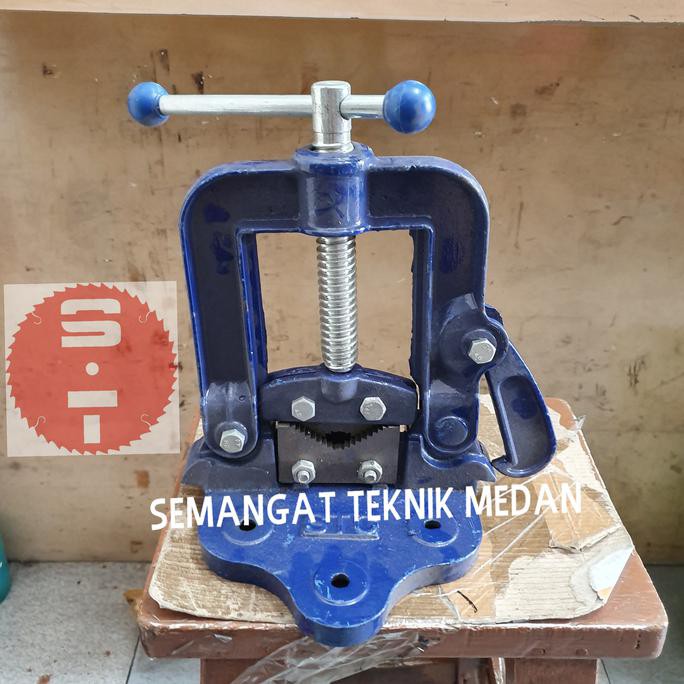 Jual New 2" Catok Ragum Bais Jepit Penjepit Pipa Pipe Vise 2" 2 Inch ...