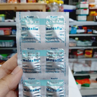 Jual [10 KAPLET] MOLEXFLU / DEMAM HIDUNG TERSUMBAT BERSIN-BERSIN ...