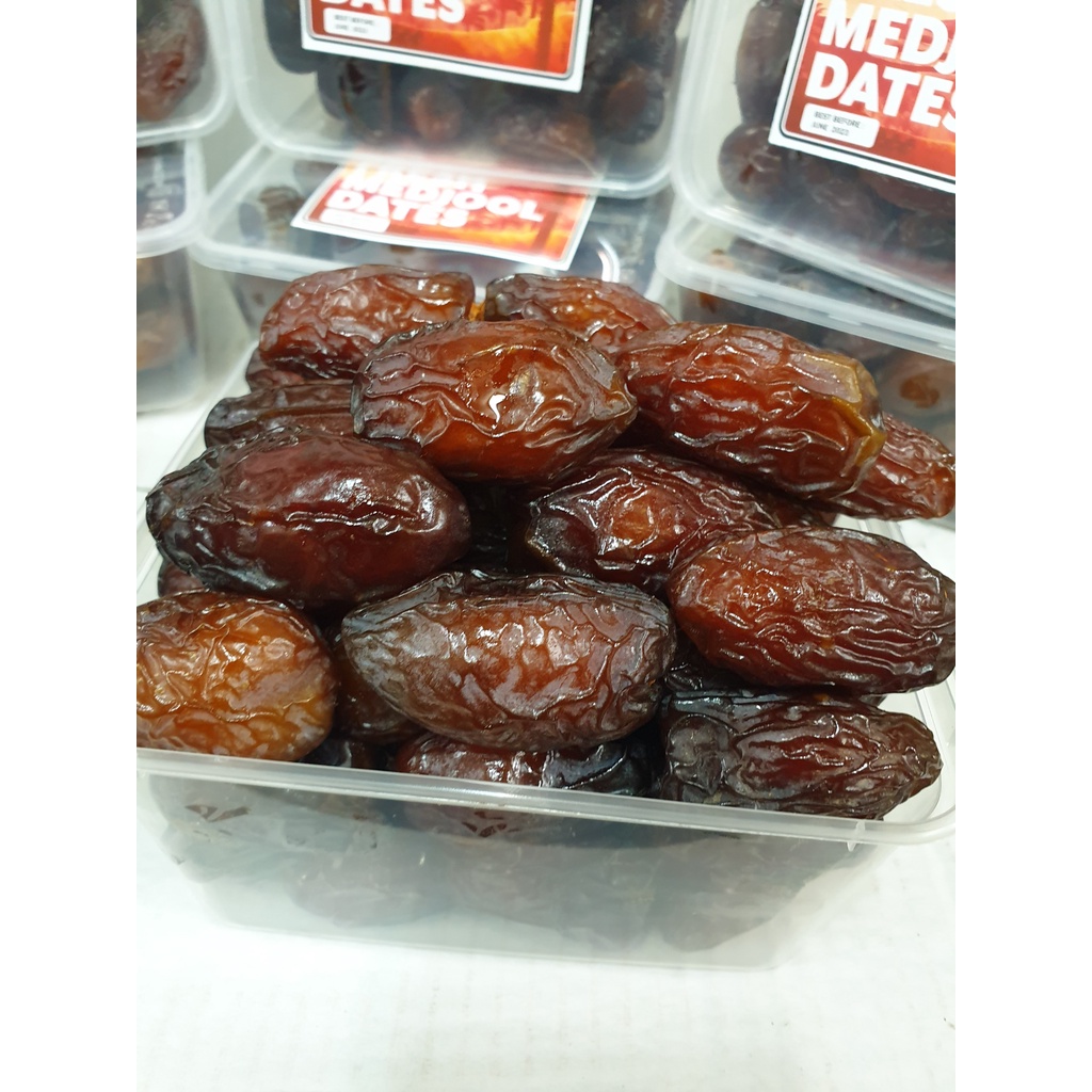 Jual Kurma Medjool 1kg kurma manis dan legit raja kurma jumbo | Shopee ...