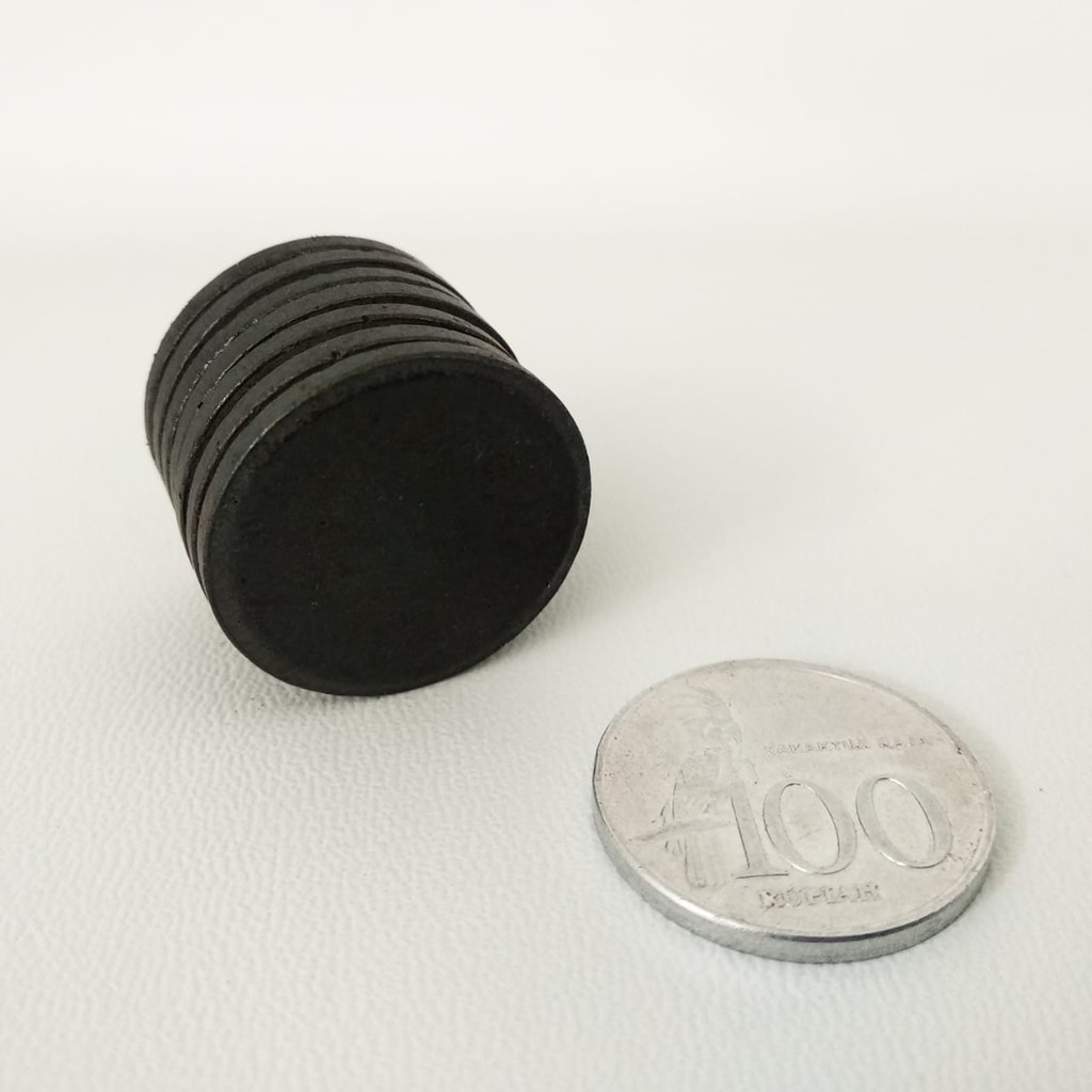 Jual MAGNET FERRIT COIN HITAM D25X3MM | Shopee Indonesia