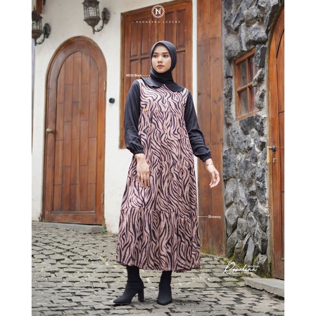 Jual ROSALINA MIDI DRESS NADHEERA LUXURY | Shopee Indonesia