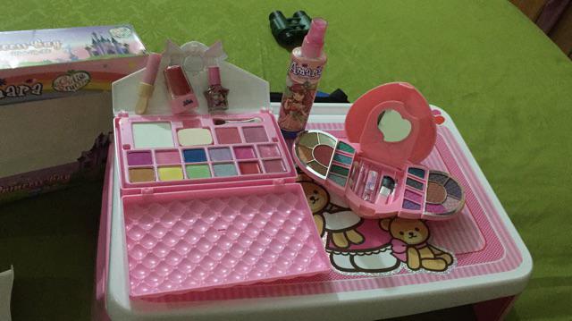 Amara Princess Bag Make Up Kit | Shopee Indonesia