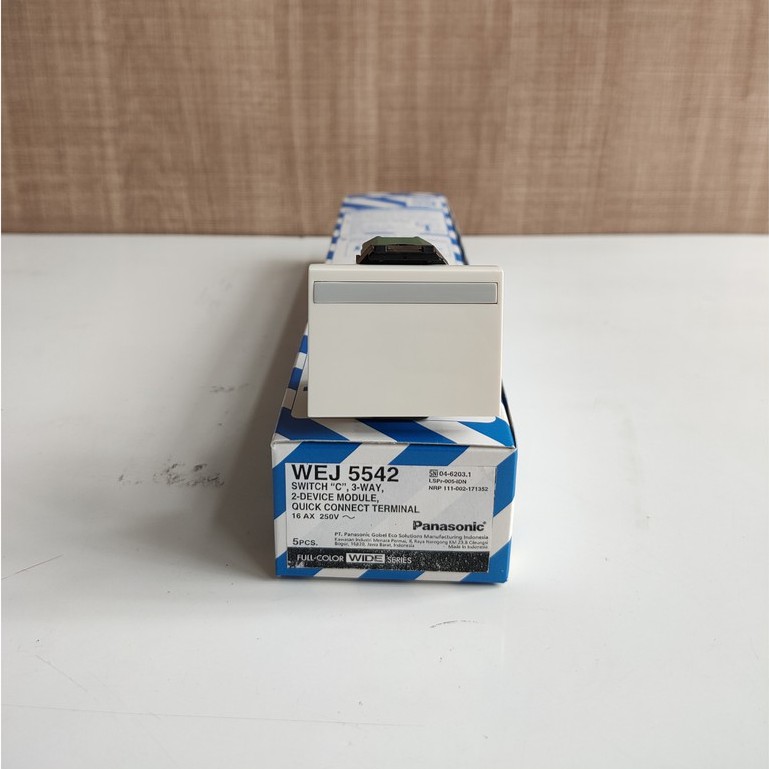 Jual Panasonic Saklar Engkel Hotel Besar (WEJ-5542) | Shopee Indonesia