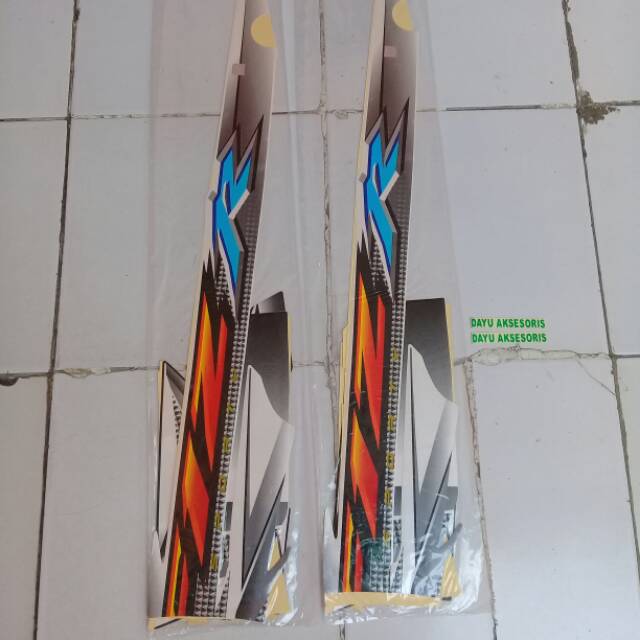 Jual Striping Fiz R 2004 hitam putih | Shopee Indonesia