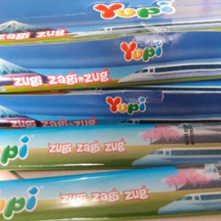 Yupi Zugi Zagi Zug isi 12pc/box | Shopee Indonesia