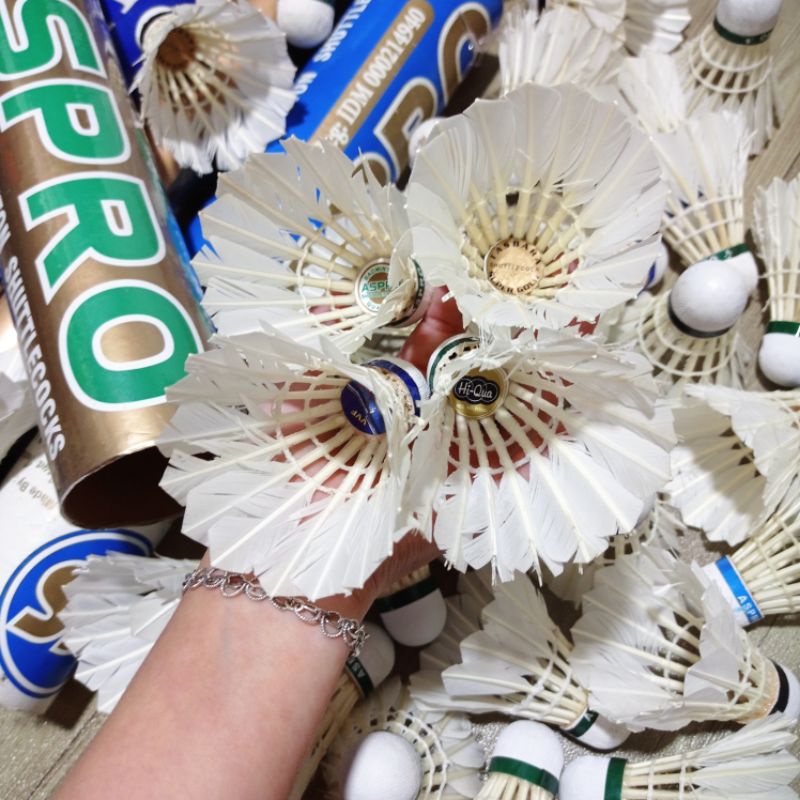 Jual 1 Slop (12pcs) Shuttlecock bekas buat drill struk / cock bekas ...