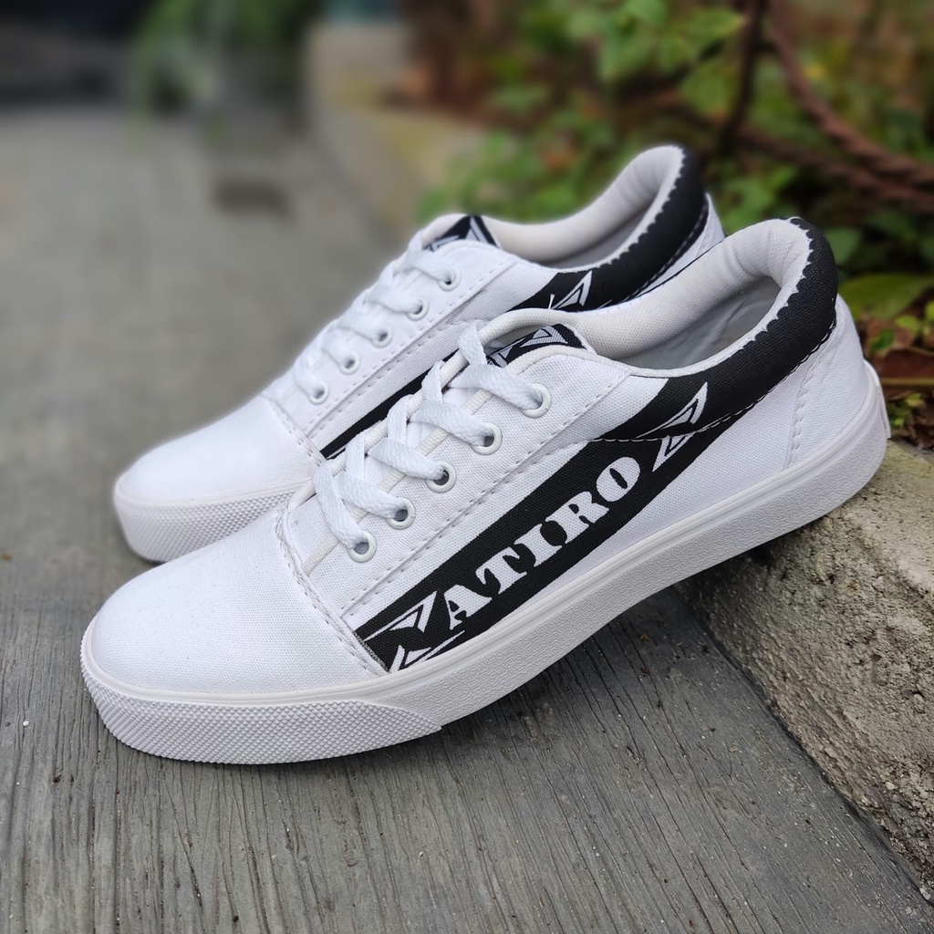 Jual Sepatu Klasik Basic low Black White Natural original Sepatu zatiro ...