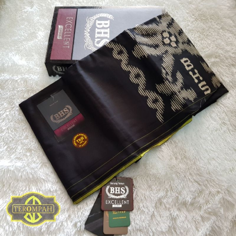 Jual Sarung BHS Excellent TKB Silver Polos Hitam / Putih | Shopee Indonesia